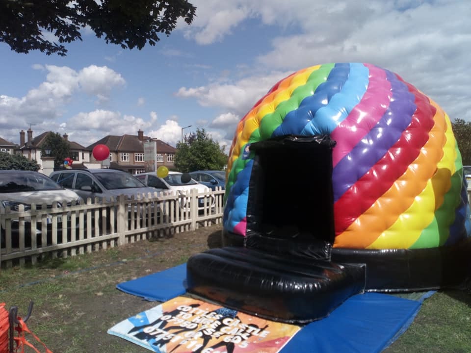 Fun-Filled Summer Holidays with Bouncy Castles | News & Blog